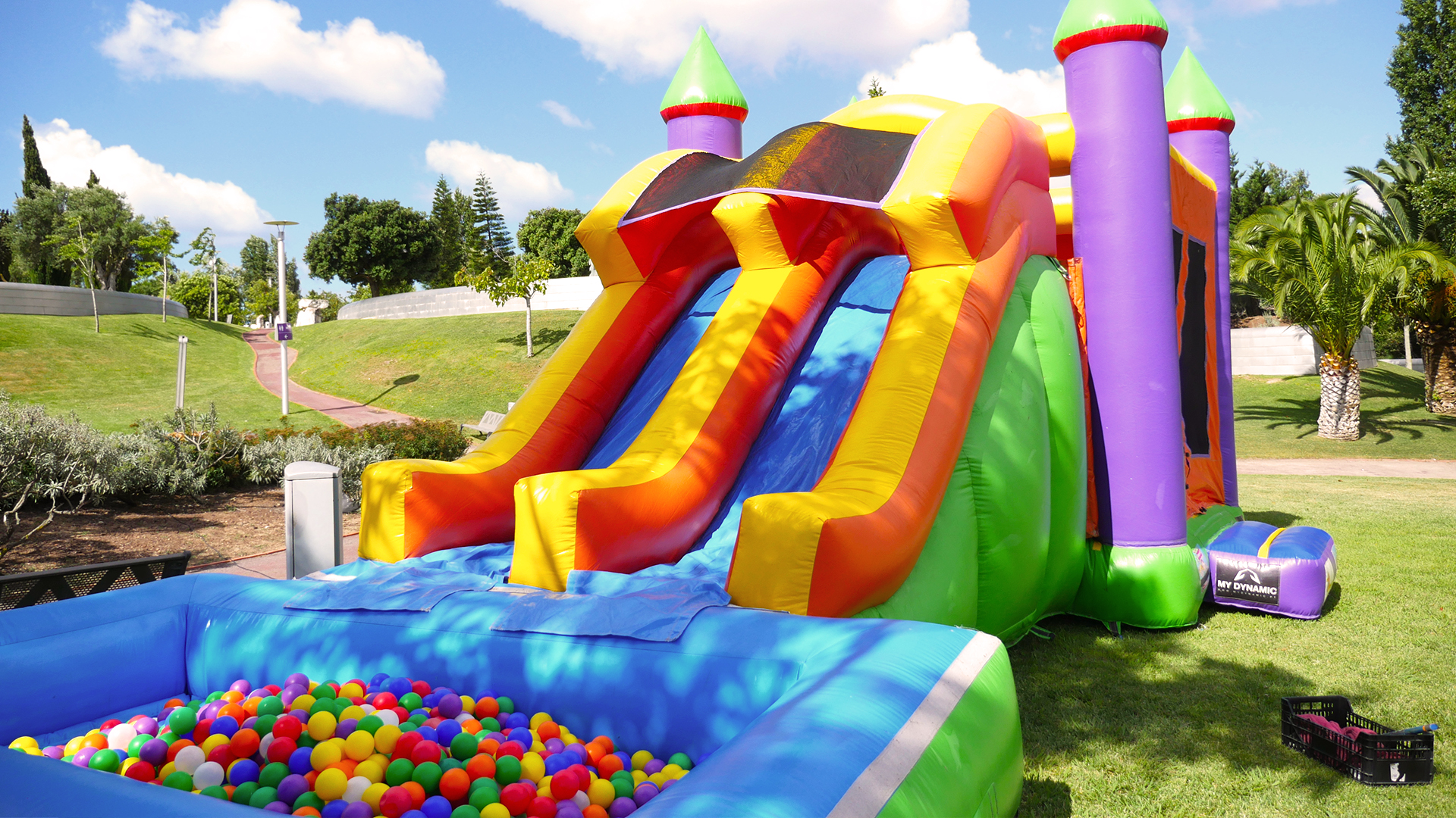 Mega Festival de Insufláveis chega a Belém e Estoril - MAGnetik