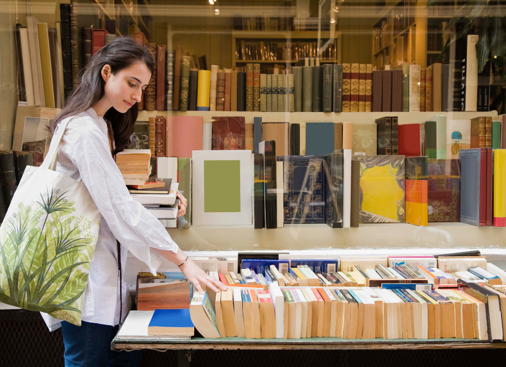 Cheque-livro de 100 euros para jovens com 18 anos
