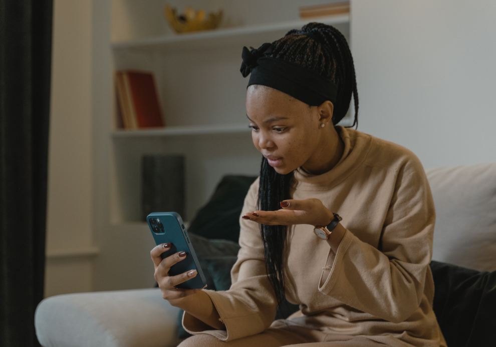 Telemóvel sob escuta - Magnetik Alchemy